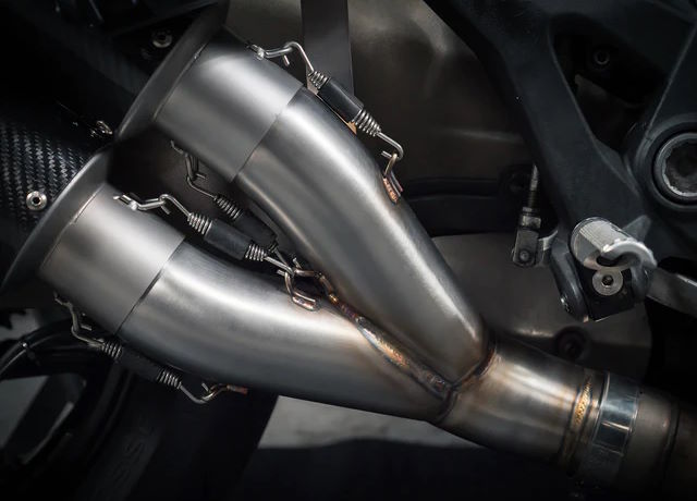 Best Exhaust - Cobra Sport Ducati Monster (2014-2017) - Half System ...